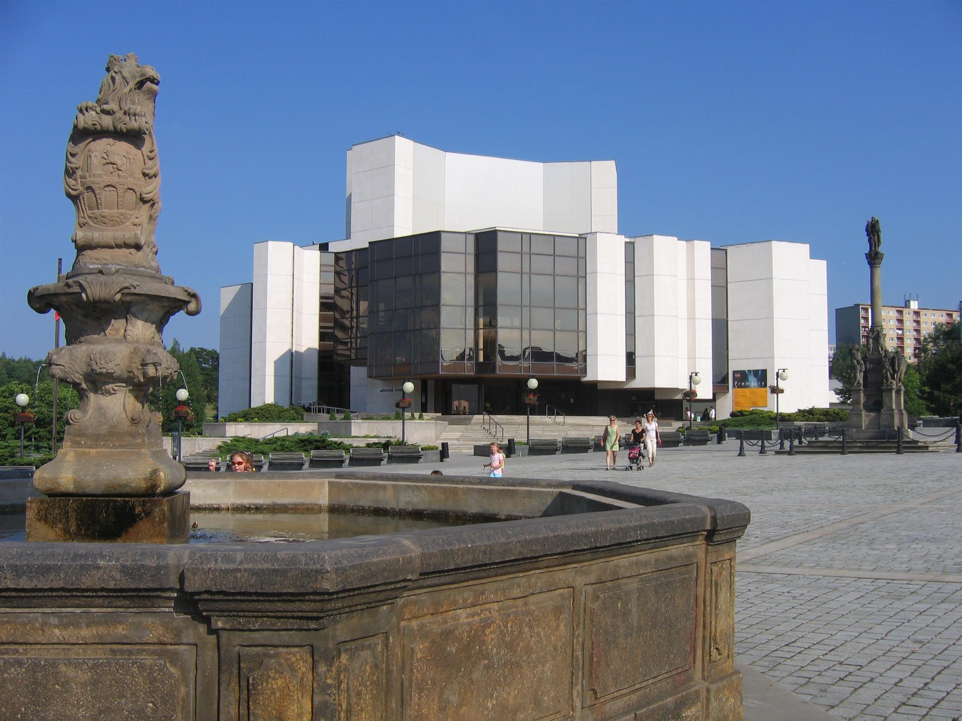 Městské divadlo v Mostě - i:Mostecko